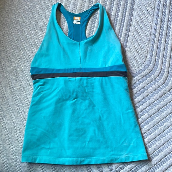 Lucy | Tops | Lucy Sports Bra Shirt | Poshmark